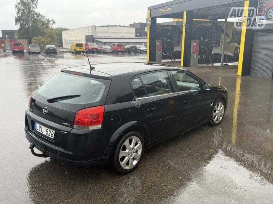 Opel Signum 2007 in Kaunas, with an engine capacity of 1.90 L and mileage of 310 thousand km for 1390 €, photo 12 on AUTOMOTO.COM.LV