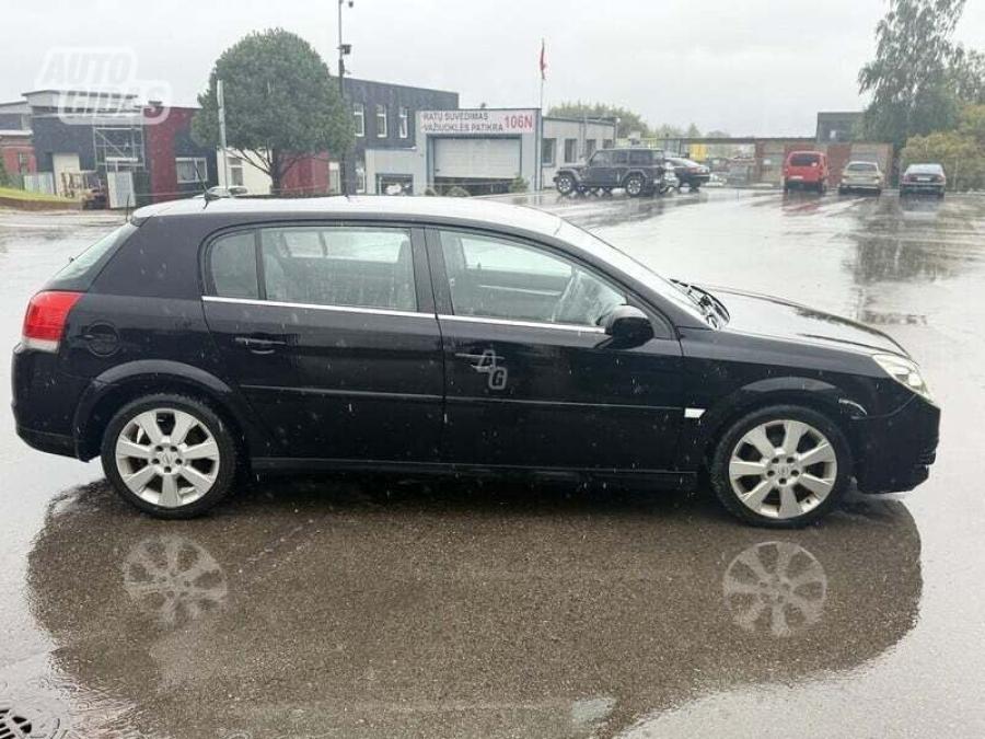 Opel Signum 2007 in Kaunas, with an engine capacity of 1.90 L and mileage of 310 thousand km for 1350 €, photo 11 on AUTOMOTO.COM.LV