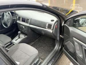 Opel Signum 2007 in Kaunas, with an engine capacity of 1.90 L and mileage of 310 thousand km for 1350 €, photo 16 on AUTOMOTO.COM.LV