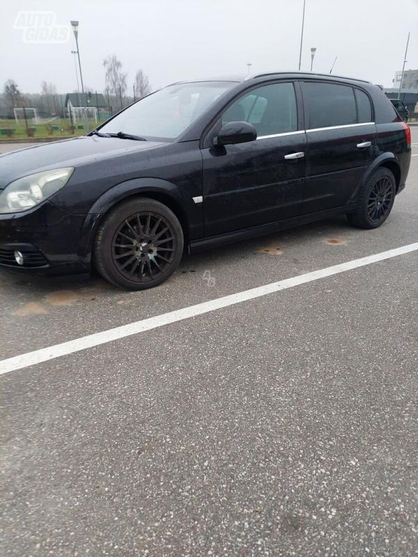 Opel Signum 2008 in Prienai, with an engine capacity of 1.90 L and mileage of 320 thousand km for 1650 €, photo 1 on AUTOMOTO.COM.LV