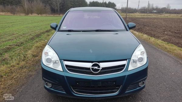 Opel Signum 2008 Viļņa, ar dzinēja tilpumu 1.90 L un nobraukumu 150 tūkst. km par 1650 €, foto 3 vietnē AUTOMOTO.COM.LV