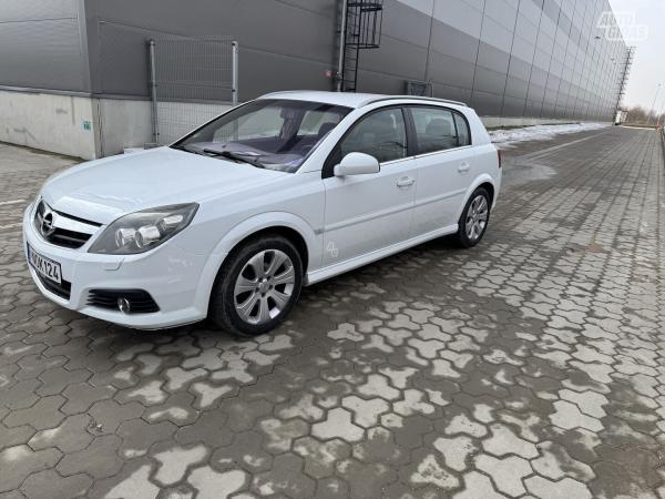 Opel Signum 2008 in Vilnius, with an engine capacity of 1.90 L and mileage of 333 thousand km for 1650 €, photo 5 on AUTOMOTO.COM.LV