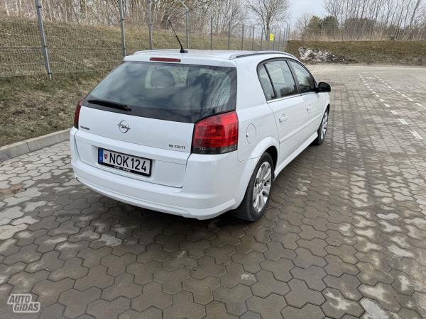 Opel Signum 2008 in Vilnius, with an engine capacity of 1.90 L and mileage of 333 thousand km for 1650 €, photo 9 on AUTOMOTO.COM.LV