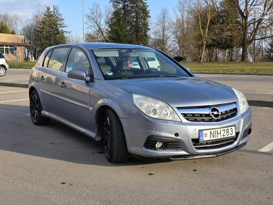 Opel Signum 2008 Raseiniai, ar dzinēja tilpumu 1.90 L un nobraukumu 348 tūkst. km par 1350 €, foto 3 vietnē AUTOMOTO.COM.LV