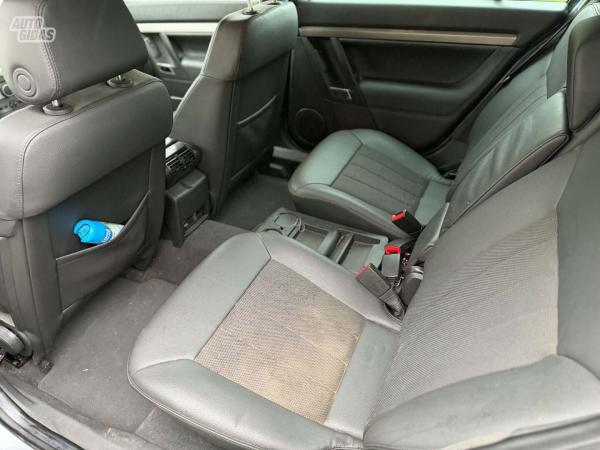 Opel Signum 2008 in Klaipeda, with an engine capacity of 1.90 L and mileage of 389 thousand km for 650 €, photo 8 on AUTOMOTO.COM.LV