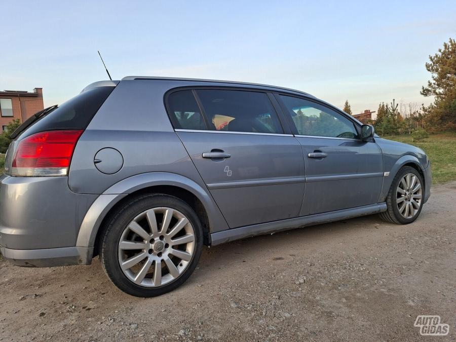 Opel Signum 2009 in Vilnius, with an engine capacity of 1.90 L and mileage of 346 thousand km for 1150 €, photo 4 on AUTOMOTO.COM.LV