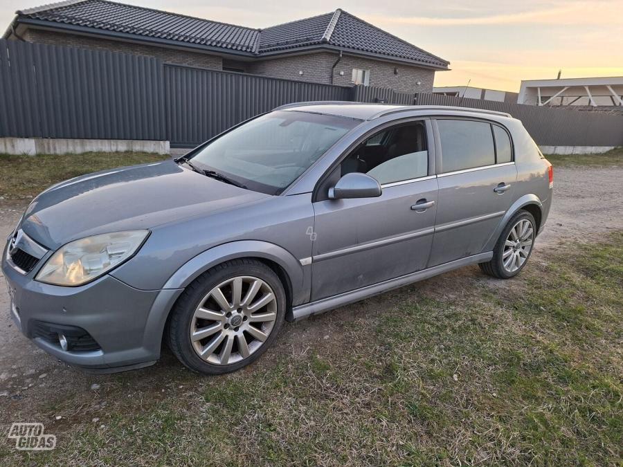 Opel Signum 2009 in Vilnius, with an engine capacity of 1.90 L and mileage of 346 thousand km for 1150 €, photo 5 on AUTOMOTO.COM.LV
