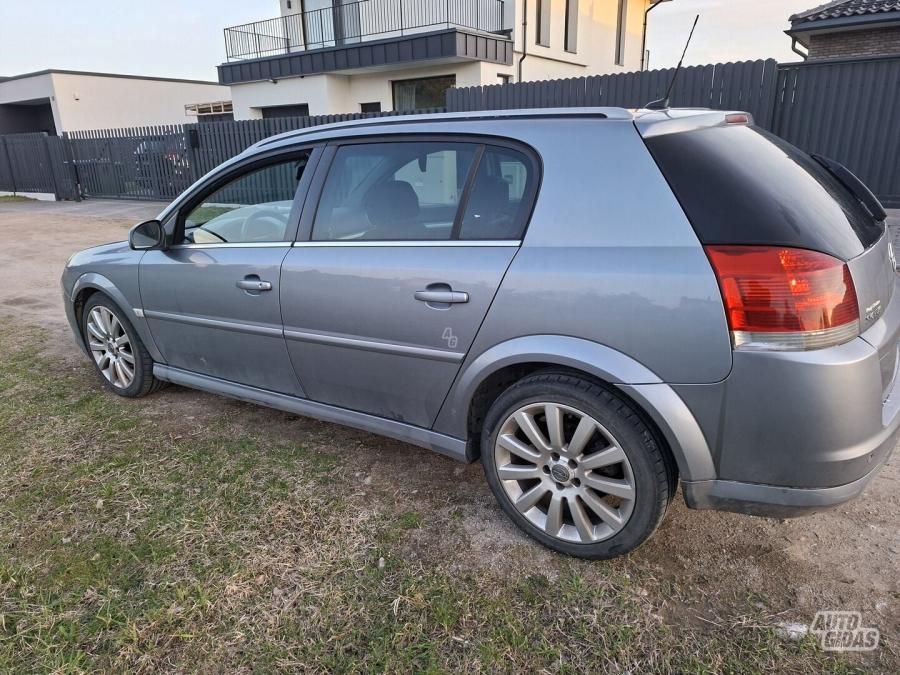 Opel Signum 2009 in Vilnius, with an engine capacity of 1.90 L and mileage of 346 thousand km for 1150 €, photo 6 on AUTOMOTO.COM.LV
