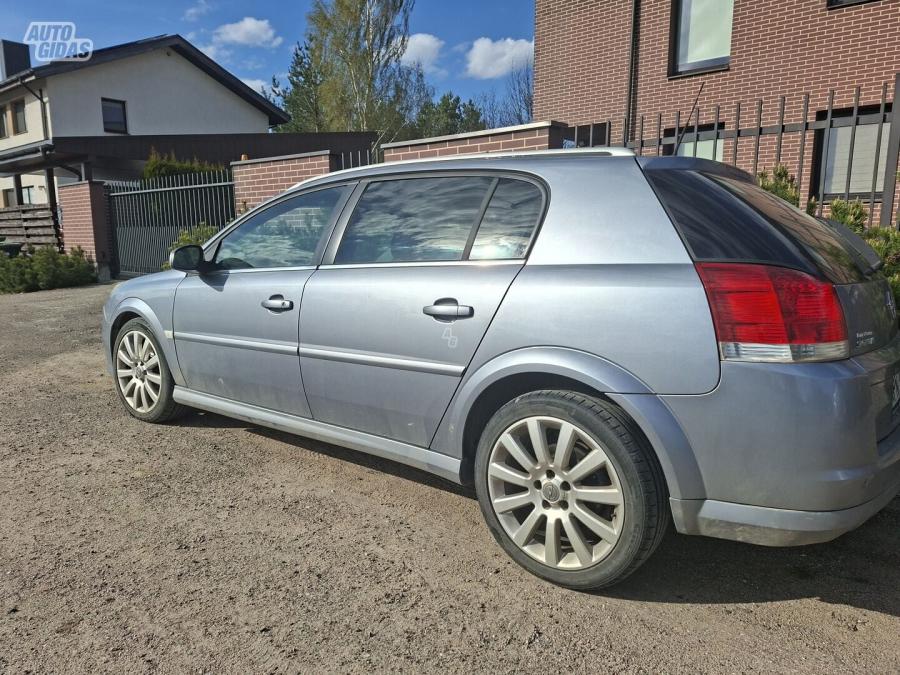 Opel Signum 2009 in Vilnius, with an engine capacity of 1.90 L and mileage of 346 thousand km for 1150 €, photo 8 on AUTOMOTO.COM.LV