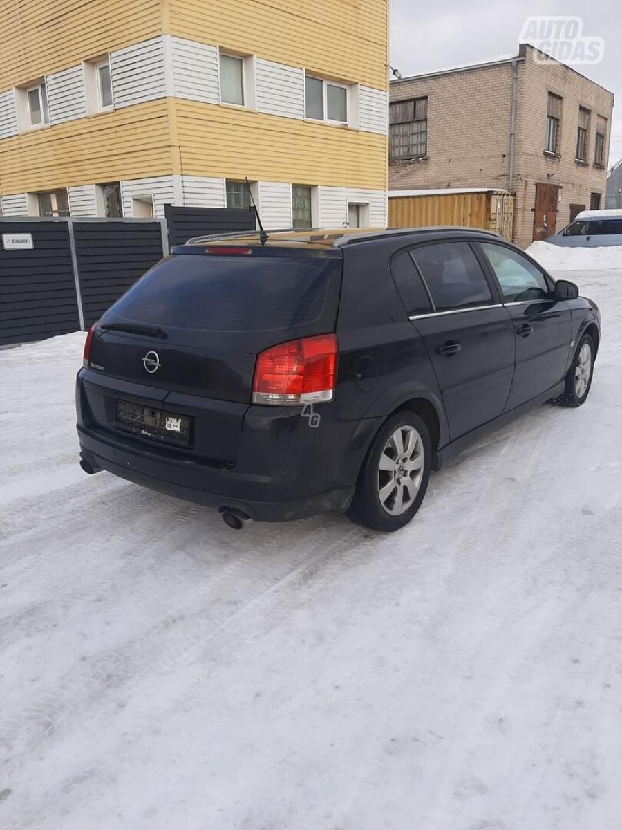 Opel Signum 2003 Kauņa, ar dzinēja tilpumu 2.20 L un nobraukumu 200 tūkst. km par 680 €, foto 5 vietnē AUTOMOTO.COM.LV