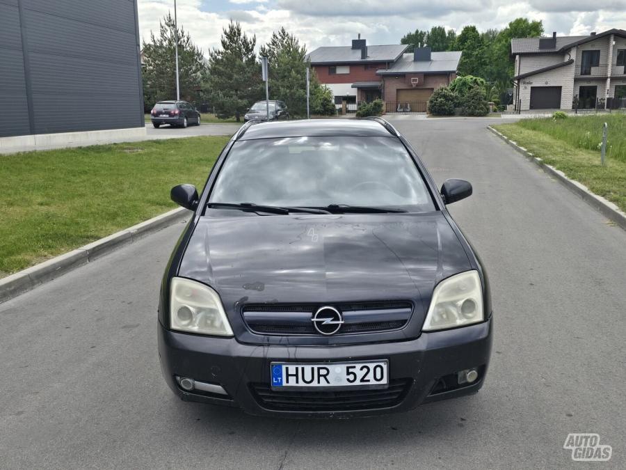 Opel Signum 2004 Šauļi, ar dzinēja tilpumu 2.20 L un nobraukumu 50 tūkst. km par 600 €, foto 3 vietnē AUTOMOTO.COM.LV