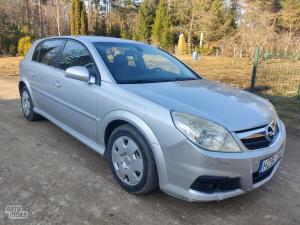 Opel Signum 2005 Šauļi, ar dzinēja tilpumu 1.90 L un nobraukumu 360 tūkst. km par 1250 €, foto  vietnē AUTOMOTO.COM.LV