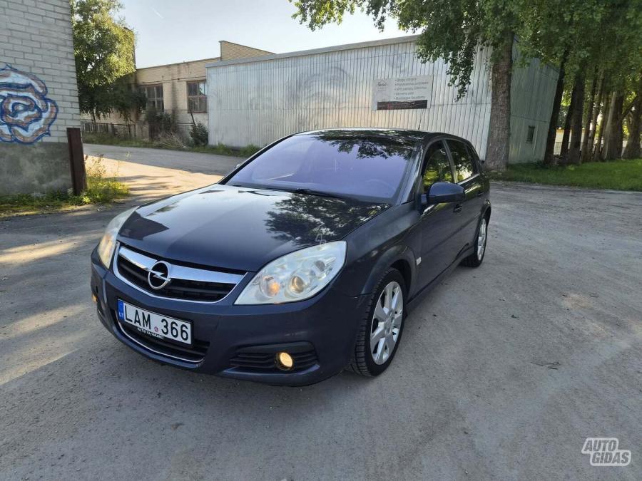 Opel Signum 2007 in Klaipeda, with an engine capacity of 1.90 L and mileage of 263 thousand km for 1450 €, photo 1 on AUTOMOTO.COM.LV