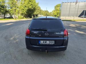 Opel Signum 2007 in Klaipeda, with an engine capacity of 1.90 L and mileage of 263 thousand km for 1450 €, photo 7 on AUTOMOTO.COM.LV