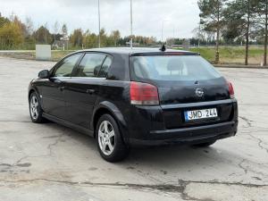 Opel Signum 2008 in Kelme, with an engine capacity of 1.90 L and mileage of 333 thousand km for 1350 €, photo 3 on AUTOMOTO.COM.LV