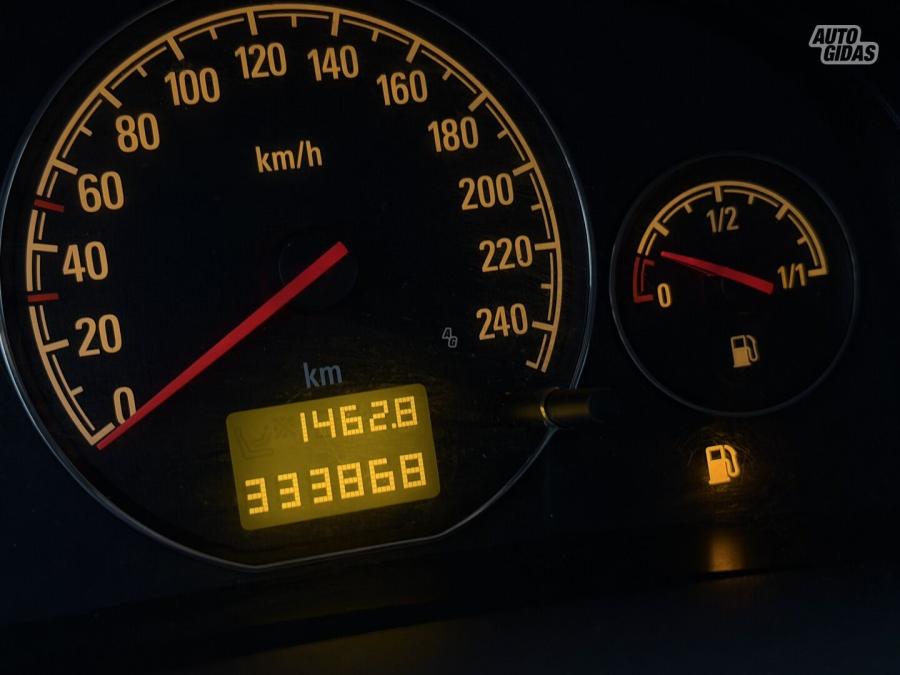 Opel Signum 2008 in Kelme, with an engine capacity of 1.90 L and mileage of 333 thousand km for 1350 €, photo 9 on AUTOMOTO.COM.LV
