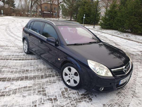Violets Opel Signum 2006 Vilkaviškis, ar dzinēja tilpumu 1.91 L un nobraukumu 350 tūkst. km par 550 €, foto 2 vietnē AUTOMOTO.COM.LV