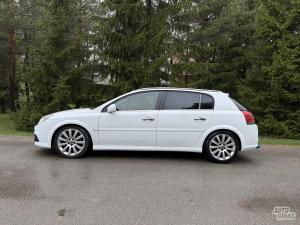White Opel Signum 2008 in Vilnius, with an engine capacity of 3.00 L and mileage of 366 thousand km for 920 €, photo 5 on AUTOMOTO.COM.LV
