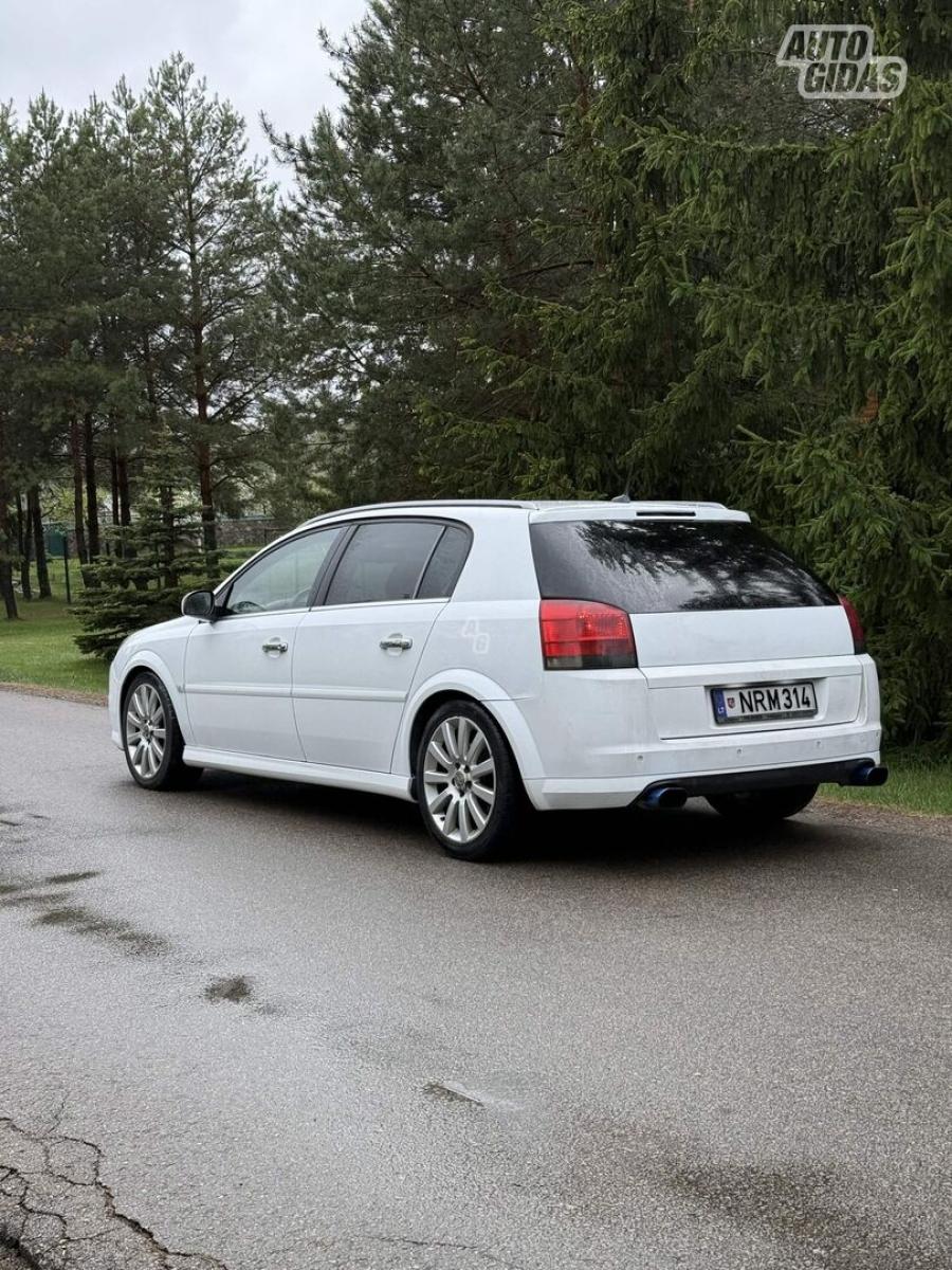 White Opel Signum 2008 in Vilnius, with an engine capacity of 3.00 L and mileage of 366 thousand km for 920 €, photo 6 on AUTOMOTO.COM.LV
