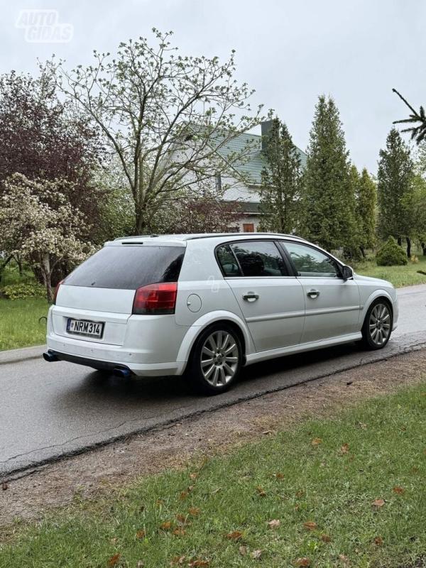 Balts Opel Signum 2008 Viļņa, ar dzinēja tilpumu 3.00 L un nobraukumu 366 tūkst. km par 920 €, foto 6 vietnē AUTOMOTO.COM.LV