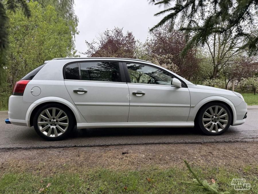 White Opel Signum 2008 in Vilnius, with an engine capacity of 3.00 L and mileage of 366 thousand km for 920 €, photo 8 on AUTOMOTO.COM.LV