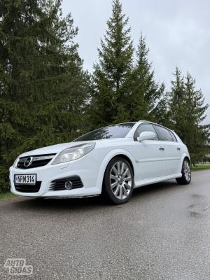 White Opel Signum 2008 in Vilnius, with an engine capacity of 3.00 L and mileage of 366 thousand km for 920 €, photo 9 on AUTOMOTO.COM.LV