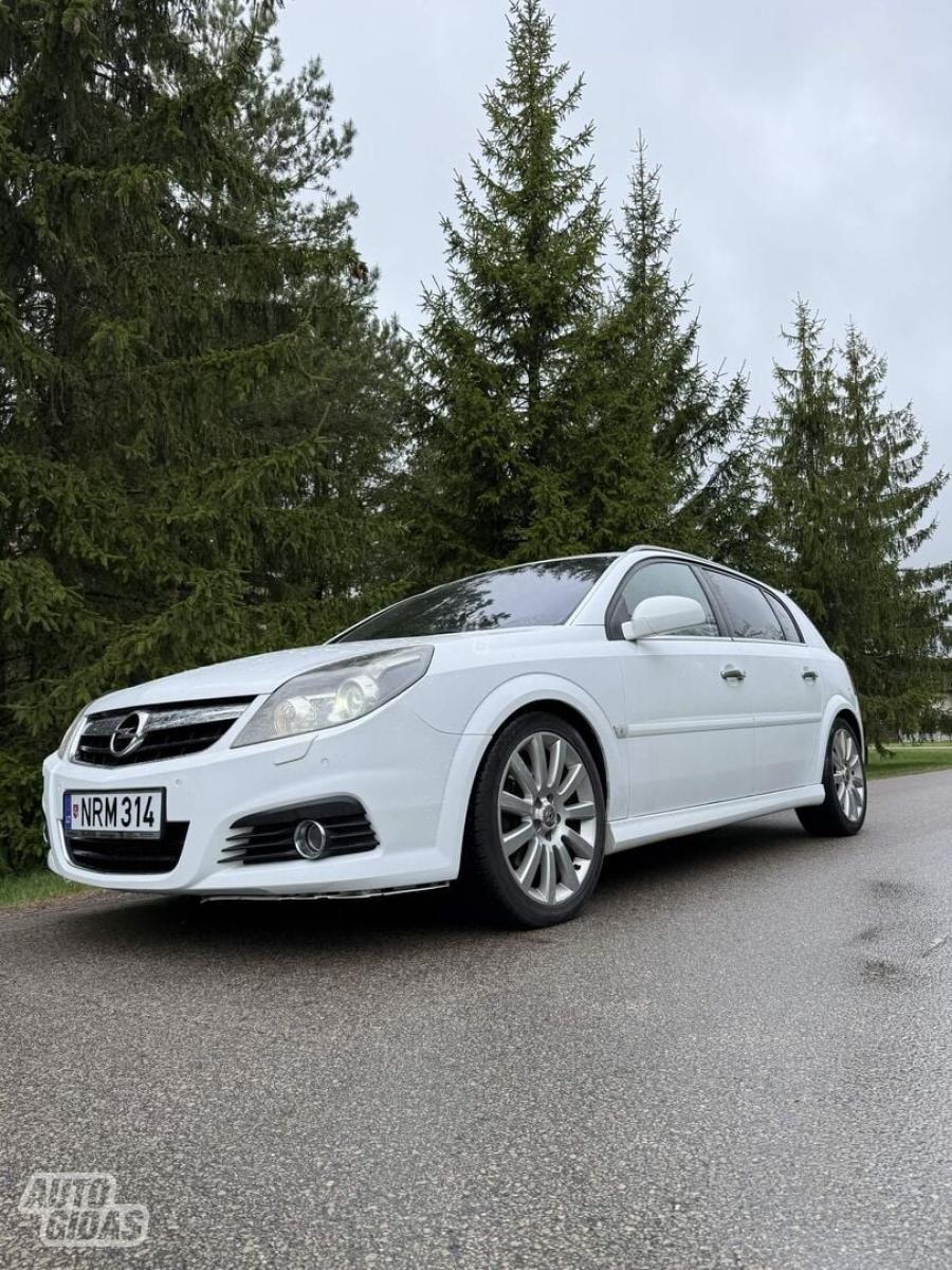 White Opel Signum 2008 in Vilnius, with an engine capacity of 3.00 L and mileage of 366 thousand km for 920 €, photo 9 on AUTOMOTO.COM.LV