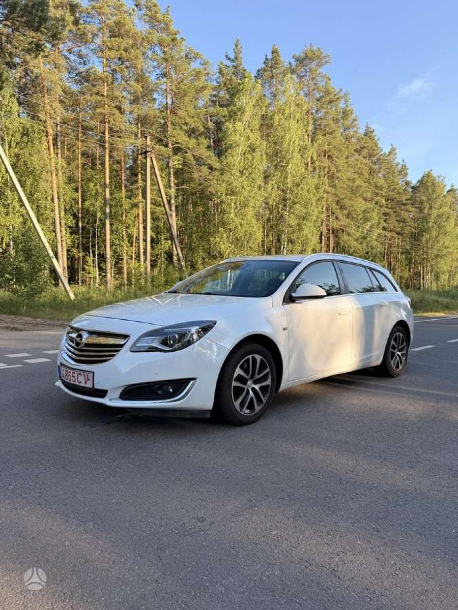 White Opel Signum 2014 in Kazlu Ruda, with an engine capacity of 1.98 L and mileage of 268 thousand km for 4100 €, photo 5 on AUTOMOTO.COM.LV