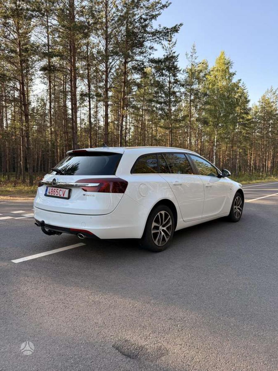 White Opel Signum 2014 in Kazlu Ruda, with an engine capacity of 1.98 L and mileage of 268 thousand km for 4100 €, photo 7 on AUTOMOTO.COM.LV