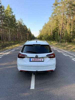 White Opel Signum 2014 in Kazlu Ruda, with an engine capacity of 1.98 L and mileage of 268 thousand km for 4100 €, photo 10 on AUTOMOTO.COM.LV
