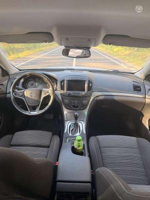 White Opel Signum 2014 in Kazlu Ruda, with an engine capacity of 1.98 L and mileage of 268 thousand km for 4100 €, photo 11 on AUTOMOTO.COM.LV