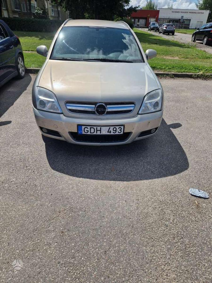 Dzeltens Opel Signum 2004 Panevēža, ar dzinēja tilpumu 1.91 L un nobraukumu 280 tūkst. km par 450 €, foto 1 vietnē AUTOMOTO.COM.LV