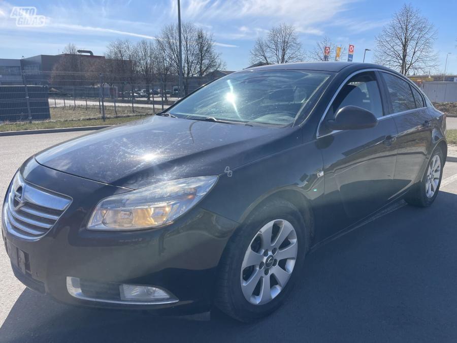 Black Opel Sintra 2009 in Siauliai, with an engine capacity of 2.00 L and mileage of 27 thousand km for 2800 €, photo 5 on AUTOMOTO.COM.LV