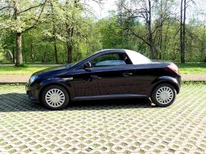 Melns Opel Tigra 2005 Viļņa, ar dzinēja tilpumu 1.36 L un nobraukumu 144 tūkst. km par 1100 €, foto 11 vietnē AUTOMOTO.COM.LV
