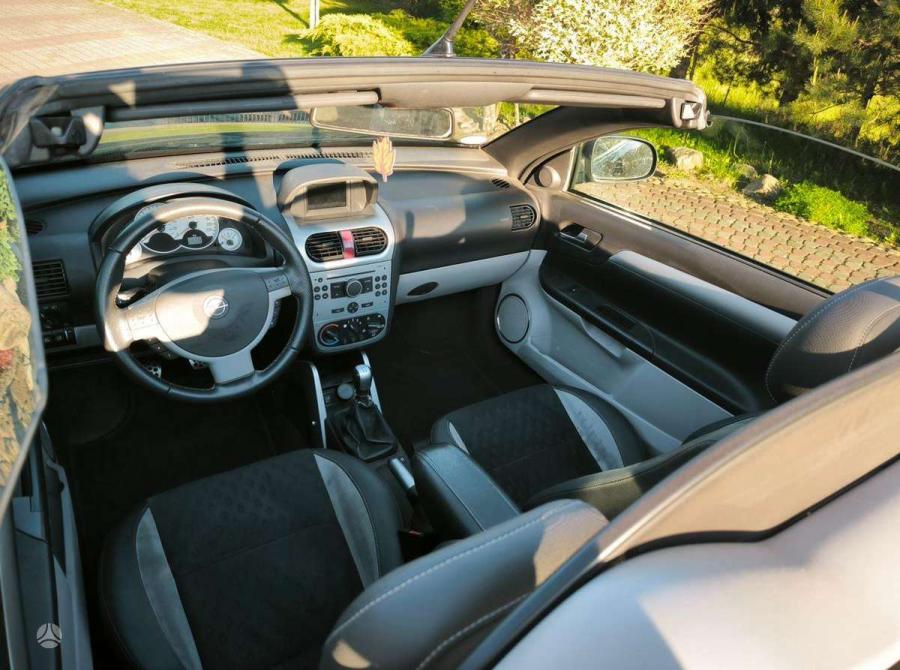 Black Opel Tigra 2009 in Trakai, with an engine capacity of 1.80 L and mileage of 169 thousand km for 2500 €, photo 6 on AUTOMOTO.COM.LV