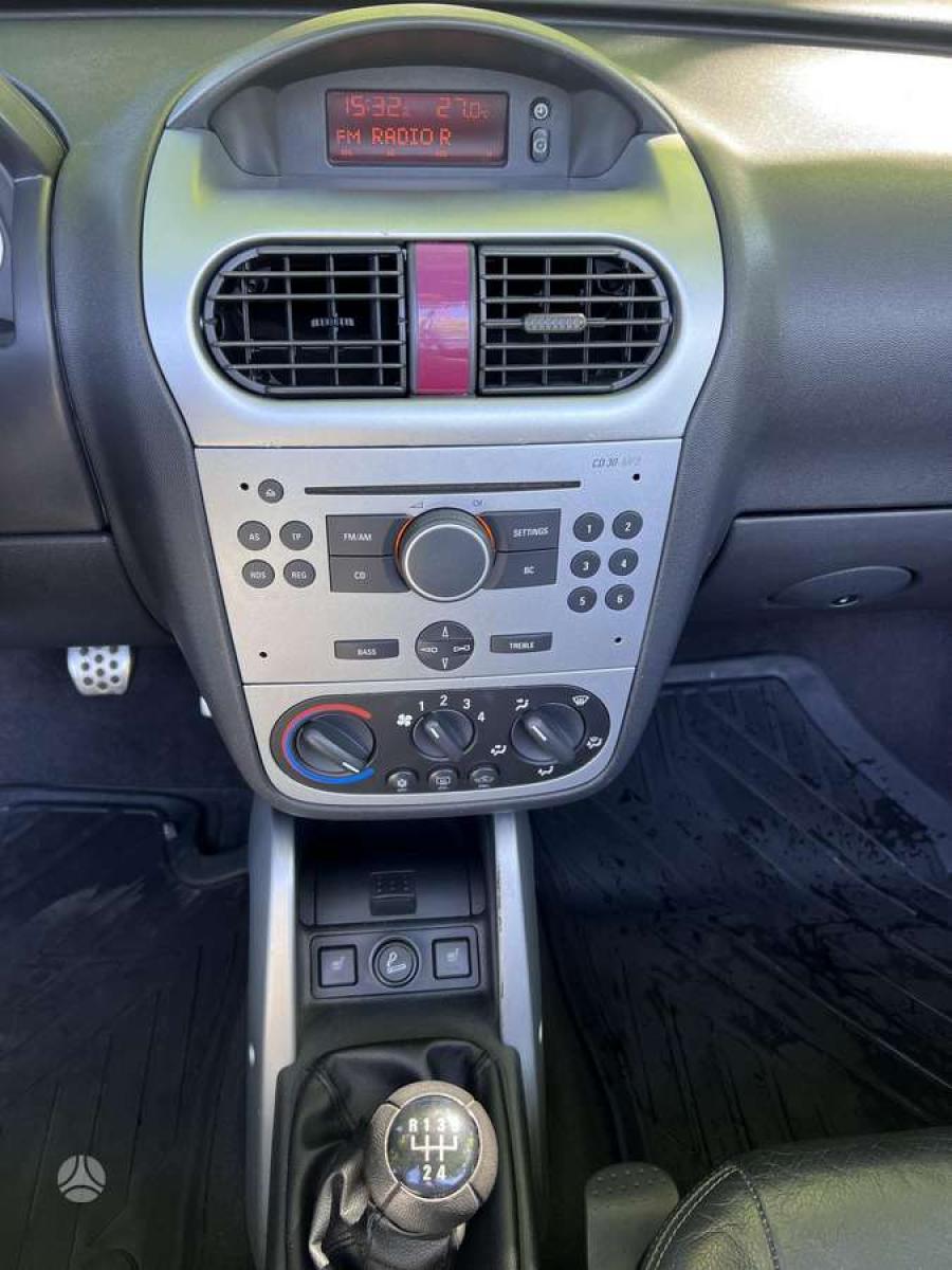 Blue Opel Tigra 2004 in Vilnius, with an engine capacity of 1.80 L and mileage of 213 thousand km for 2000 €, photo 16 on AUTOMOTO.COM.LV