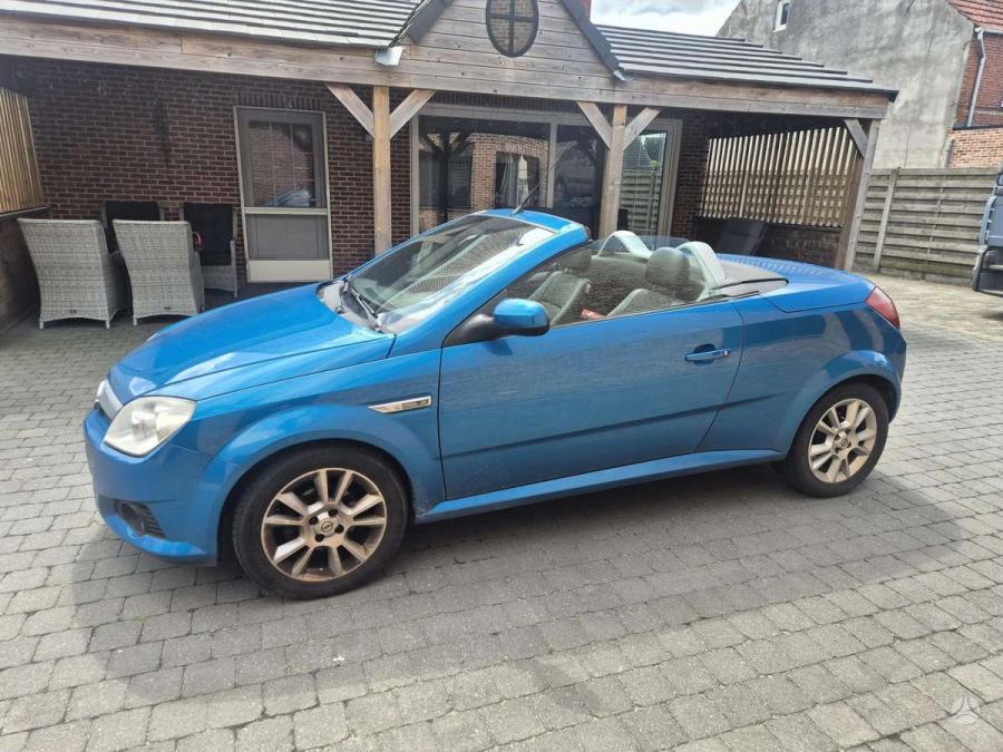 Zils Opel Tigra 2006 Šauļi, ar dzinēja tilpumu 1.30 L un nobraukumu 196 tūkst. km par 1200 €, foto 3 vietnē AUTOMOTO.COM.LV
