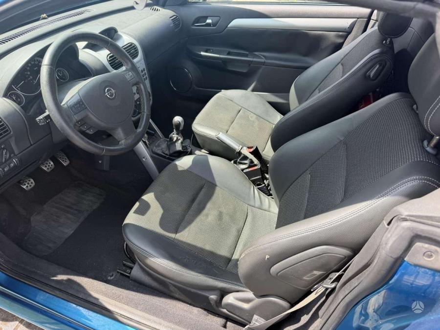 Zils Opel Tigra 2006 Šauļi, ar dzinēja tilpumu 1.30 L un nobraukumu 196 tūkst. km par 1200 €, foto 18 vietnē AUTOMOTO.COM.LV