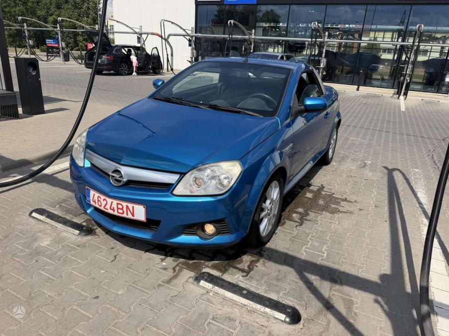 Zils Opel Tigra 2006 Šauļi, ar dzinēja tilpumu 1.30 L un nobraukumu 196 tūkst. km par 1200 €, foto 21 vietnē AUTOMOTO.COM.LV