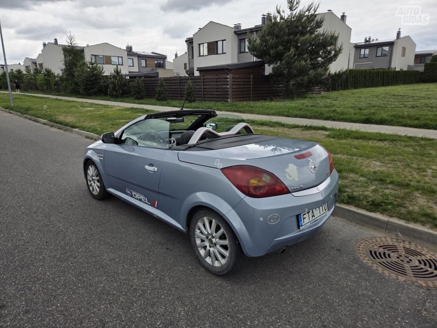 Opel Tigra 2005 in Vilnius, with an engine capacity of 1.40 L and mileage of 255 thousand km for 1300 €, photo 5 on AUTOMOTO.COM.LV