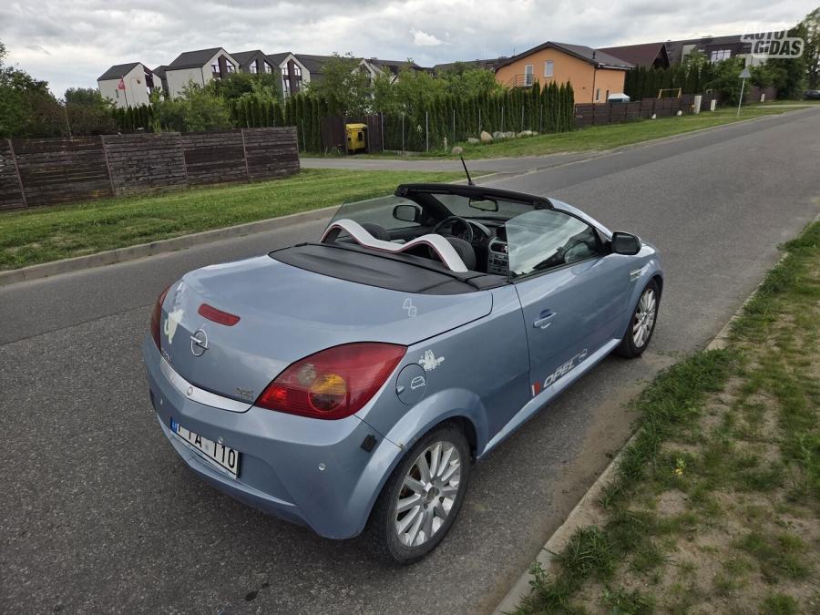 Opel Tigra 2005 in Vilnius, with an engine capacity of 1.40 L and mileage of 255 thousand km for 1300 €, photo 6 on AUTOMOTO.COM.LV