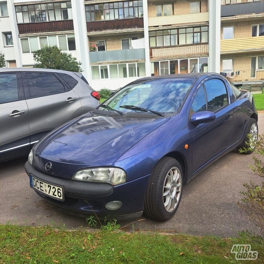 Opel Tigra 1996 in Alytus, with an engine capacity of 1.40 L and mileage of 204 thousand km for 999 €, photo 1 on AUTOMOTO.COM.LV