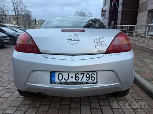 Pelēks Opel Tigra 2006 Rīga, ar dzinēja tilpumu 1.30 L un nobraukumu 0 tūkst. km par 3400 €, foto 5 vietnē AUTOMOTO.COM.LV