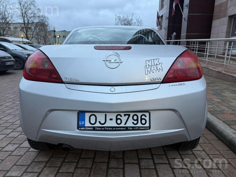 Pelēks Opel Tigra 2006 Rīga, ar dzinēja tilpumu 1.30 L un nobraukumu 0 tūkst. km par 3400 €, foto 5 vietnē AUTOMOTO.COM.LV
