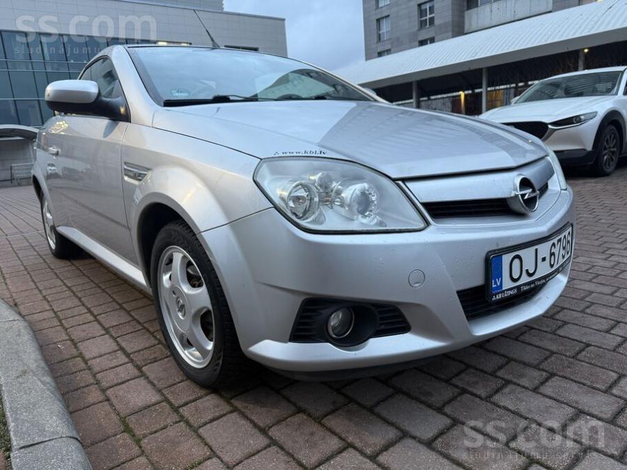 Pelēks Opel Tigra 2006 Rīga, ar dzinēja tilpumu 1.30 L un nobraukumu 0 tūkst. km par 2900 €, foto 1 vietnē AUTOMOTO.COM.LV