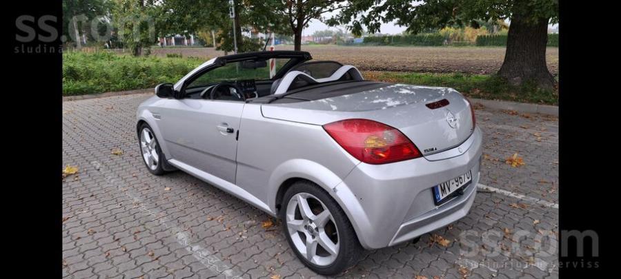 Grey Opel Tigra 2006 in Riga, with an engine capacity of 1.30 L and mileage of 0 thousand km for 1370 €, photo 12 on AUTOMOTO.COM.LV