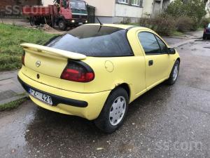 Yellow Opel Tigra 1997 in Talsi, with an engine capacity of 1.40 L and mileage of 199 thousand km for 2500 €, photo 4 on AUTOMOTO.COM.LV