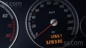 Black Opel Vectra 2003 in Riga, with an engine capacity of 2.20 L and mileage of 328 thousand km for 1250 €, photo 11 on AUTOMOTO.COM.LV