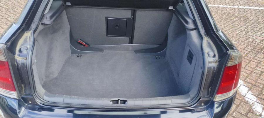 Melns Opel Vectra 2004 Kauņa, ar dzinēja tilpumu 2.20 L un nobraukumu 178 tūkst. km par 1500 €, foto 8 vietnē AUTOMOTO.COM.LV