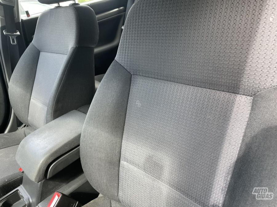 Melns Opel Vectra 2006 Alīta, ar dzinēja tilpumu 1.90 L un nobraukumu 280 tūkst. km par 800 €, foto 18 vietnē AUTOMOTO.COM.LV